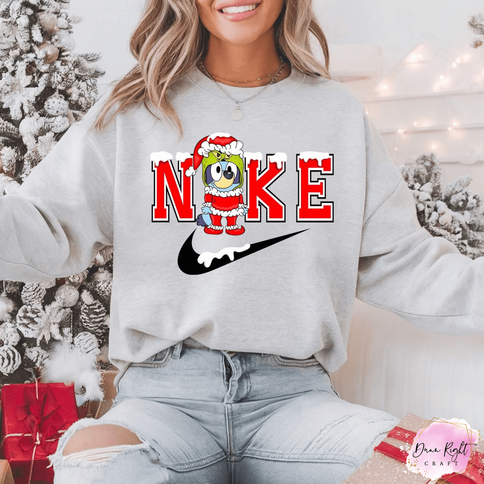 Christmas Bluey Grinch Sweatshirt – Dunn Right Craft
